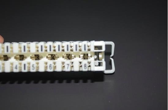 8 Pairs LSA Plus Module ABS / PBT UL - 94VO Disconnection Type Normal ...