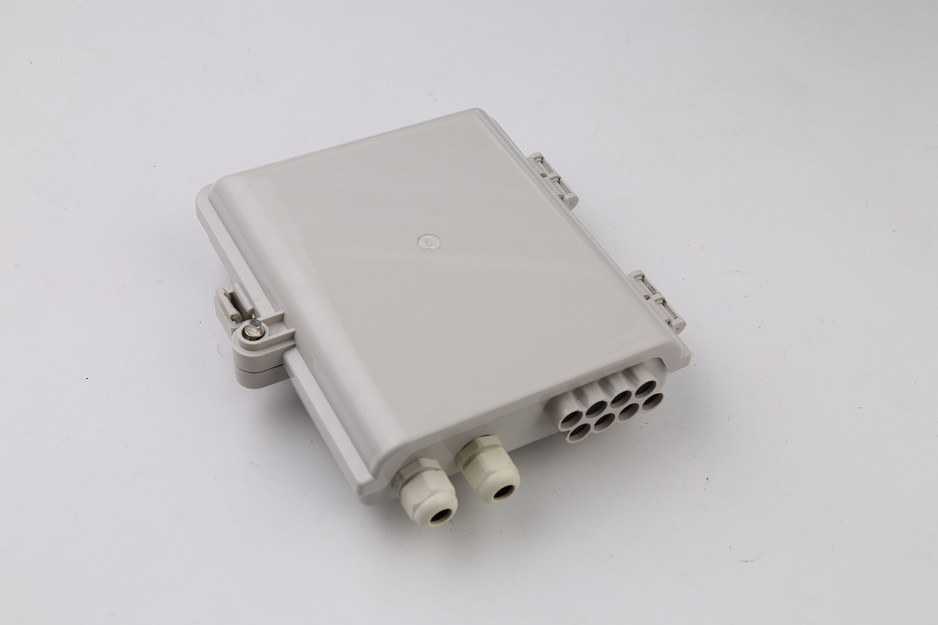 8 Core Wall Mount Fiber Distribution Box With PLC Splitter Waterproof ...
