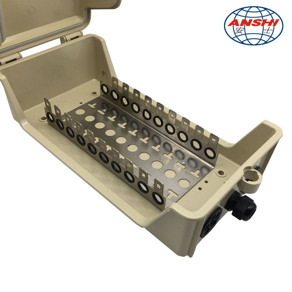 Outdoor Key Lock Cable Distribution Box 100 Pair Waterproof For LSA Modules