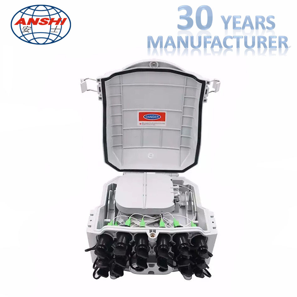 Outdoor Wall Mounted Fiber Distribution Box 16 Cores FTTH system